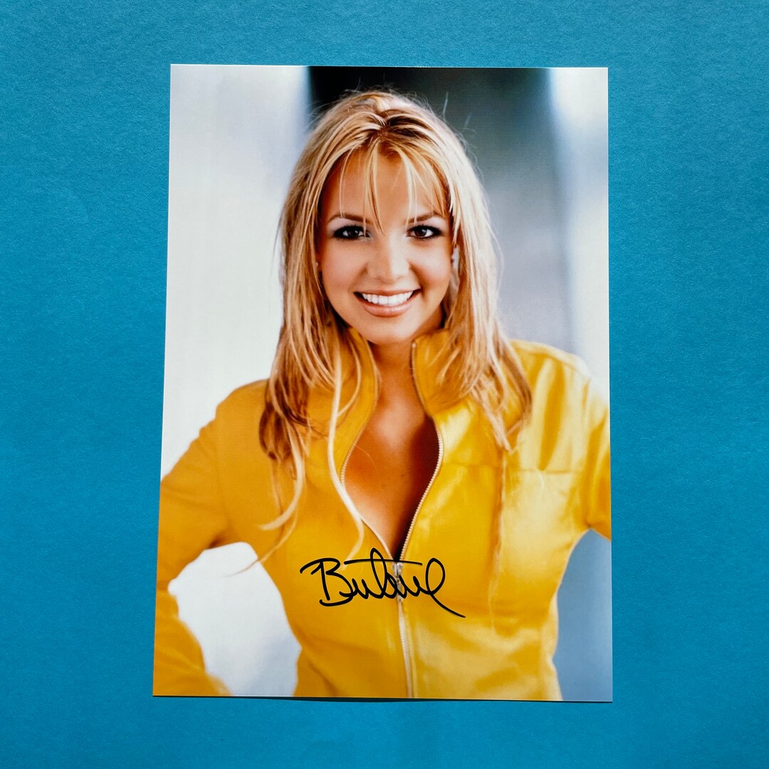 Britney Spears Signed Photo Authentic Autograph With COA - Etsy