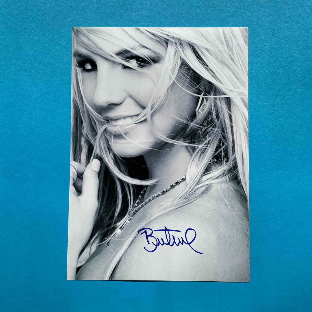 Britney Spears Signed Photo Authentic Autograph With COA - Etsy