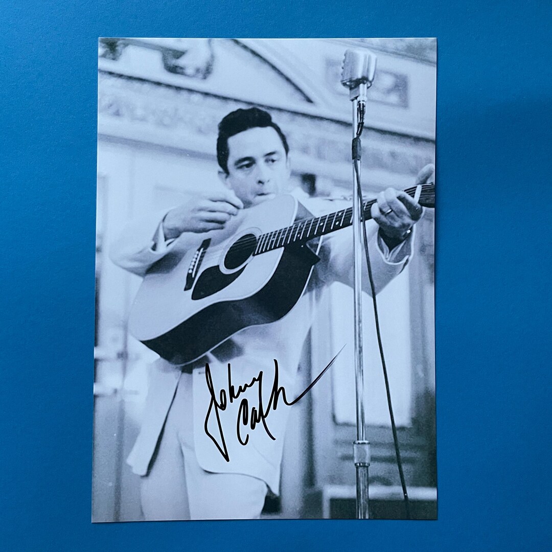 Johnny Cash Rare Signed Photo Authentic Autograph With COA - Etsy
