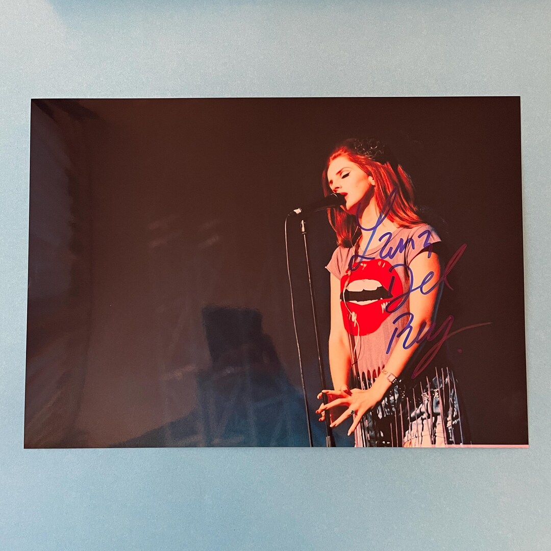 Lana Del Rey Signed Photo Authentic Autograph With COA - Etsy