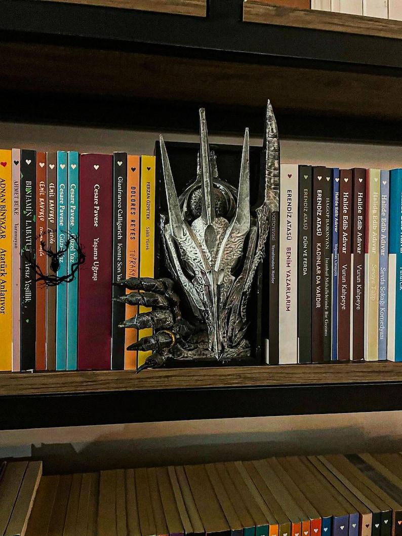 Sauron Book Nook: Lord of the Rings Bookshelf Insert - Etsy