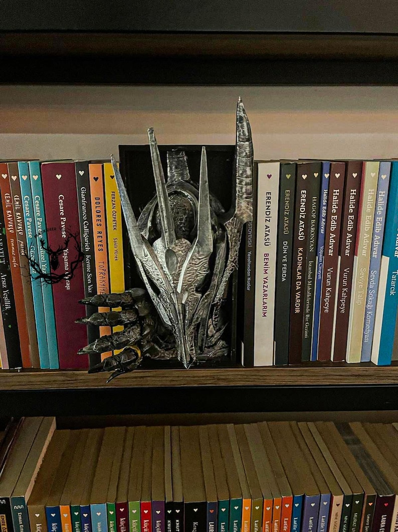 Sauron Book Nook: Lord of the Rings Bookshelf Insert - Etsy