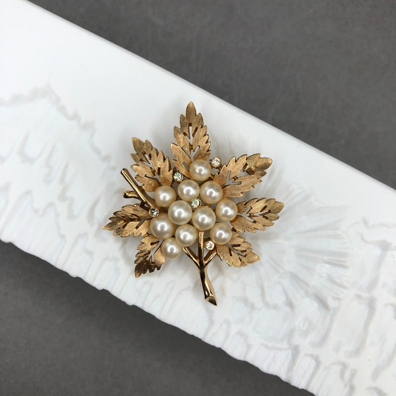 Trifari Brooch - Etsy