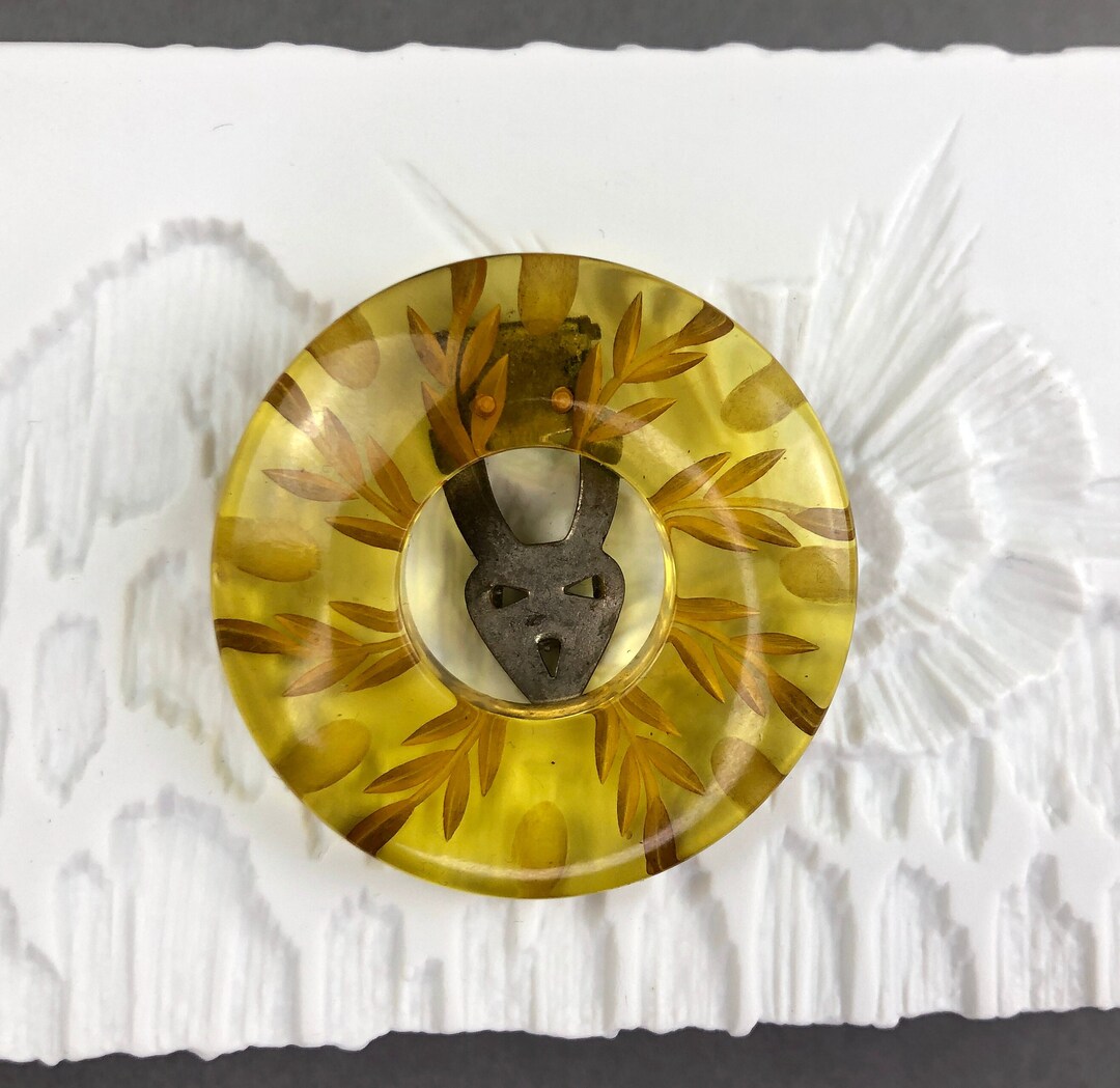 Vintage Art Deco Bakelite Clothes and Scarf Clip - Etsy