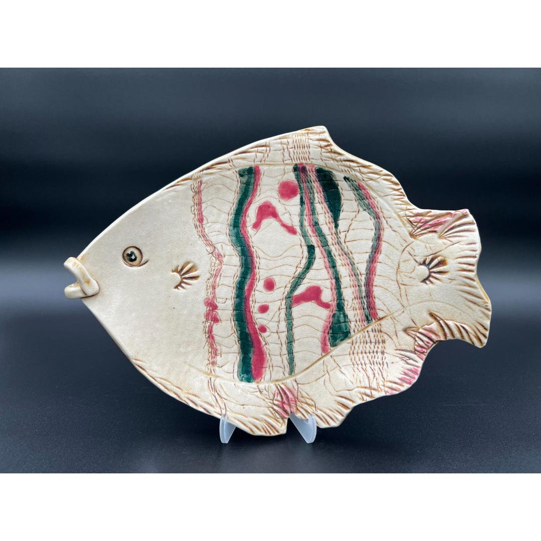 Vintage Art Pottery Fish Wall Plate - Etsy