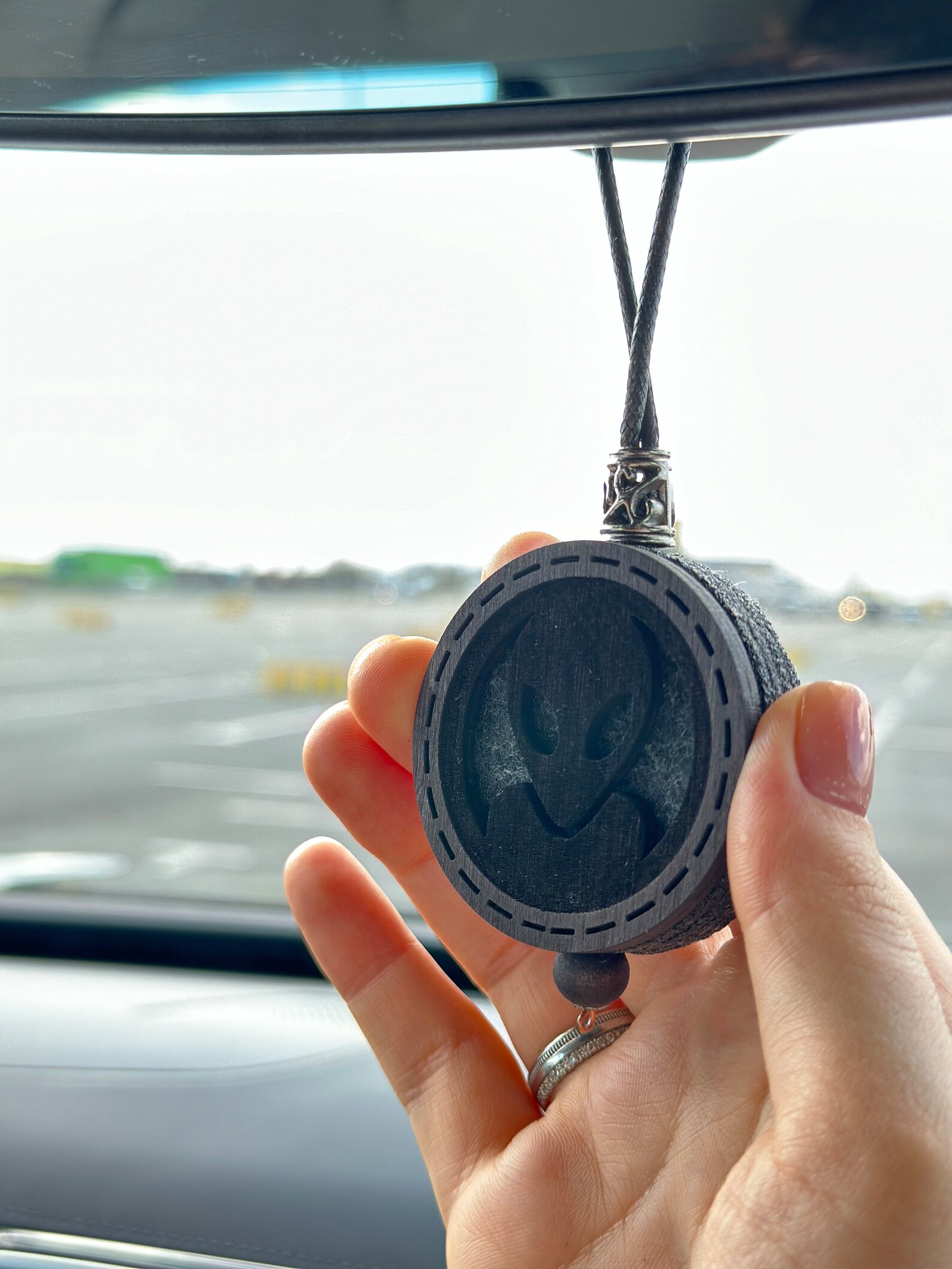 Personalized Car Diffuser, Alien Design Diffuser, Car Lover Gift ...