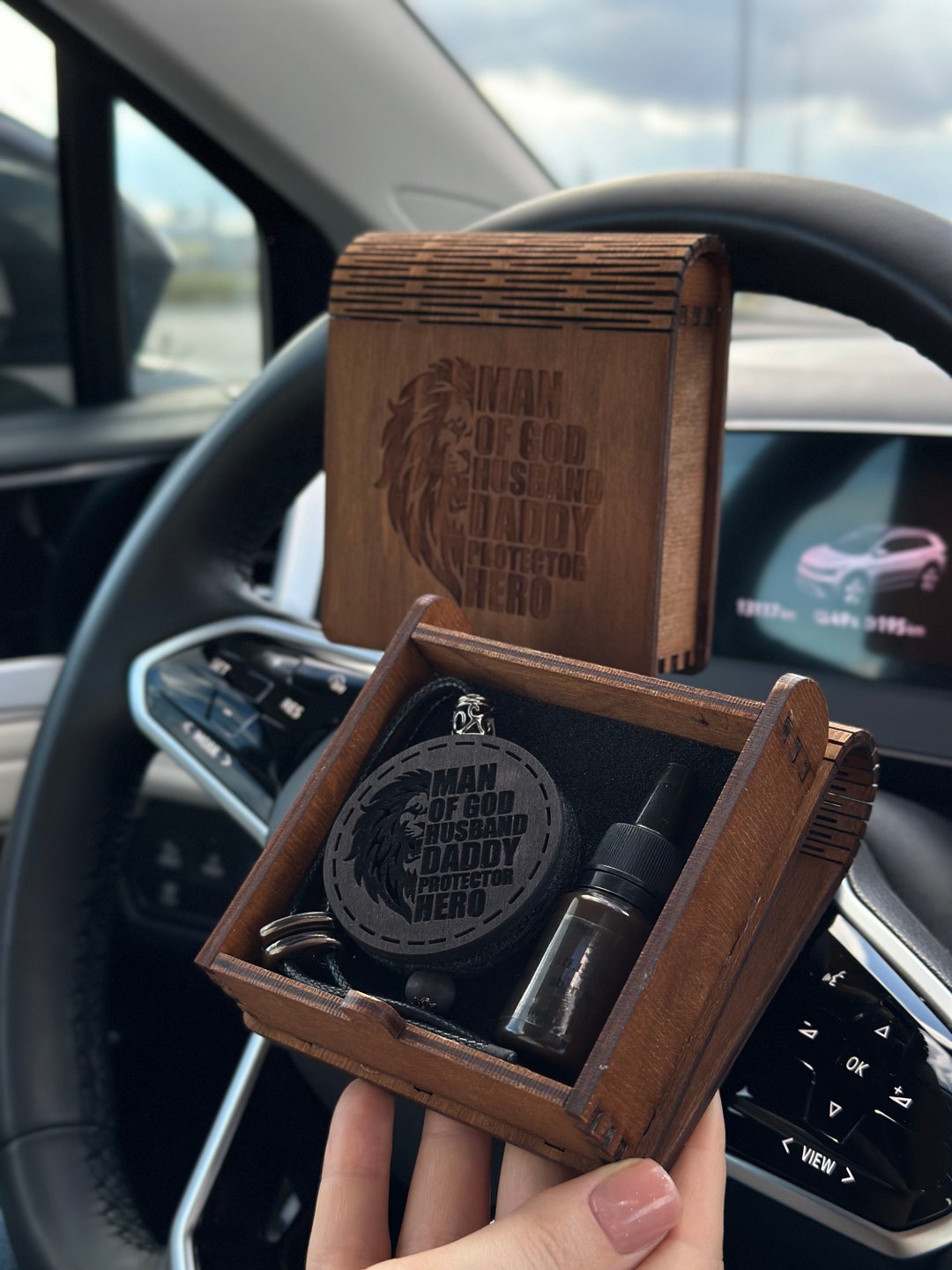 Car Oil Diffuser, Custom Laser Engraving, Wooden Diffuser, Lion Design ...