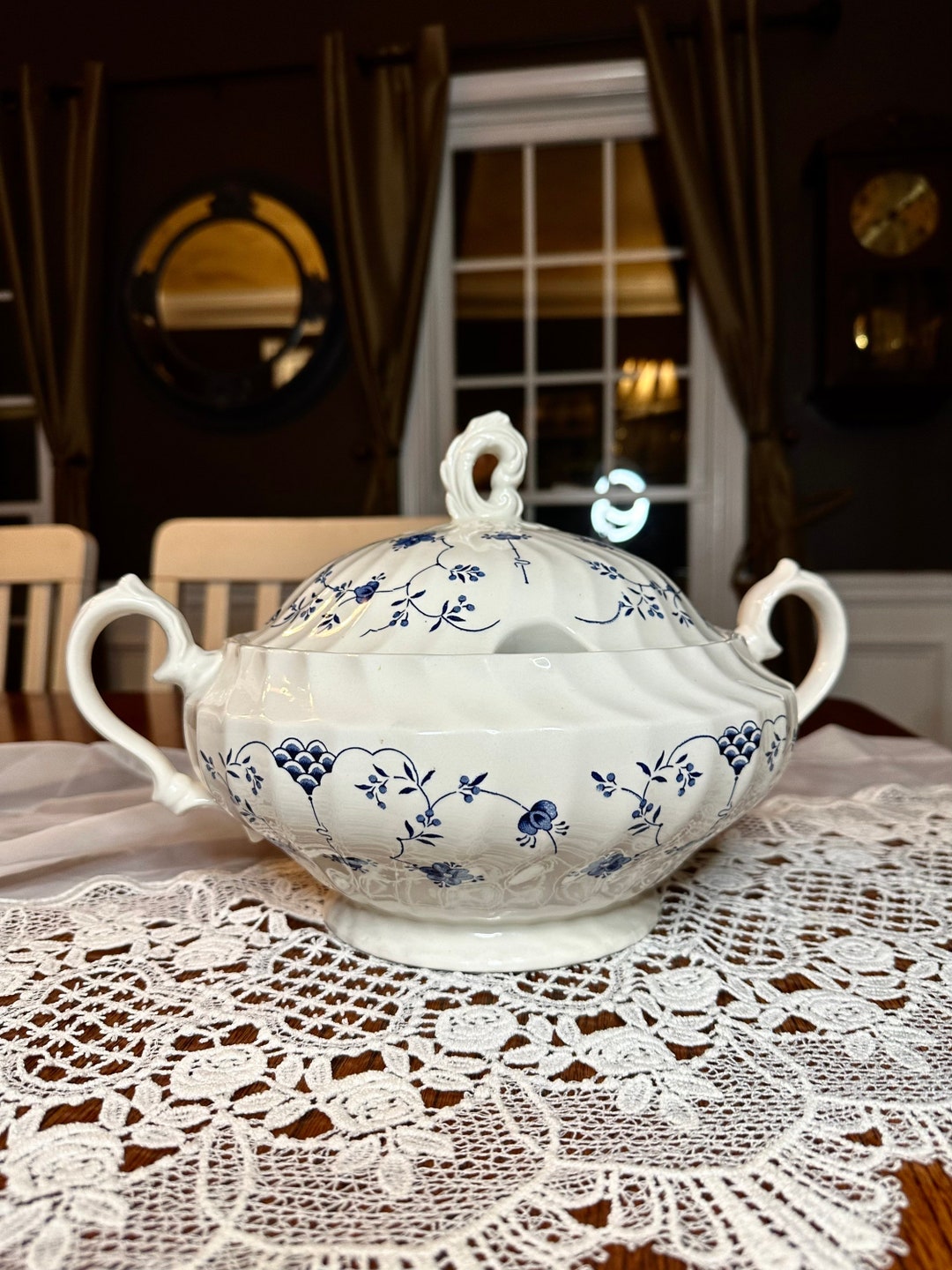 Vintage Churchill Blue Denmark China Soup Tureen With Swirl Rim and Lid ...