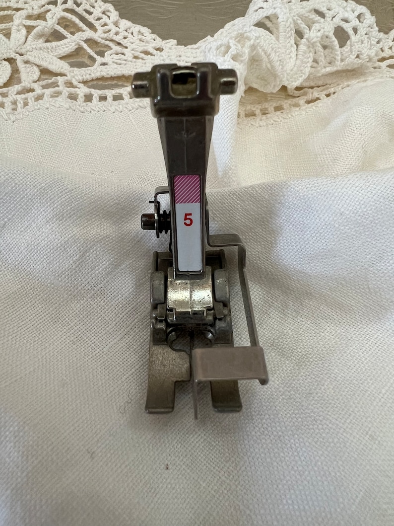 Bernina “new Style” Sewing Feet With Red Numbers - Etsy