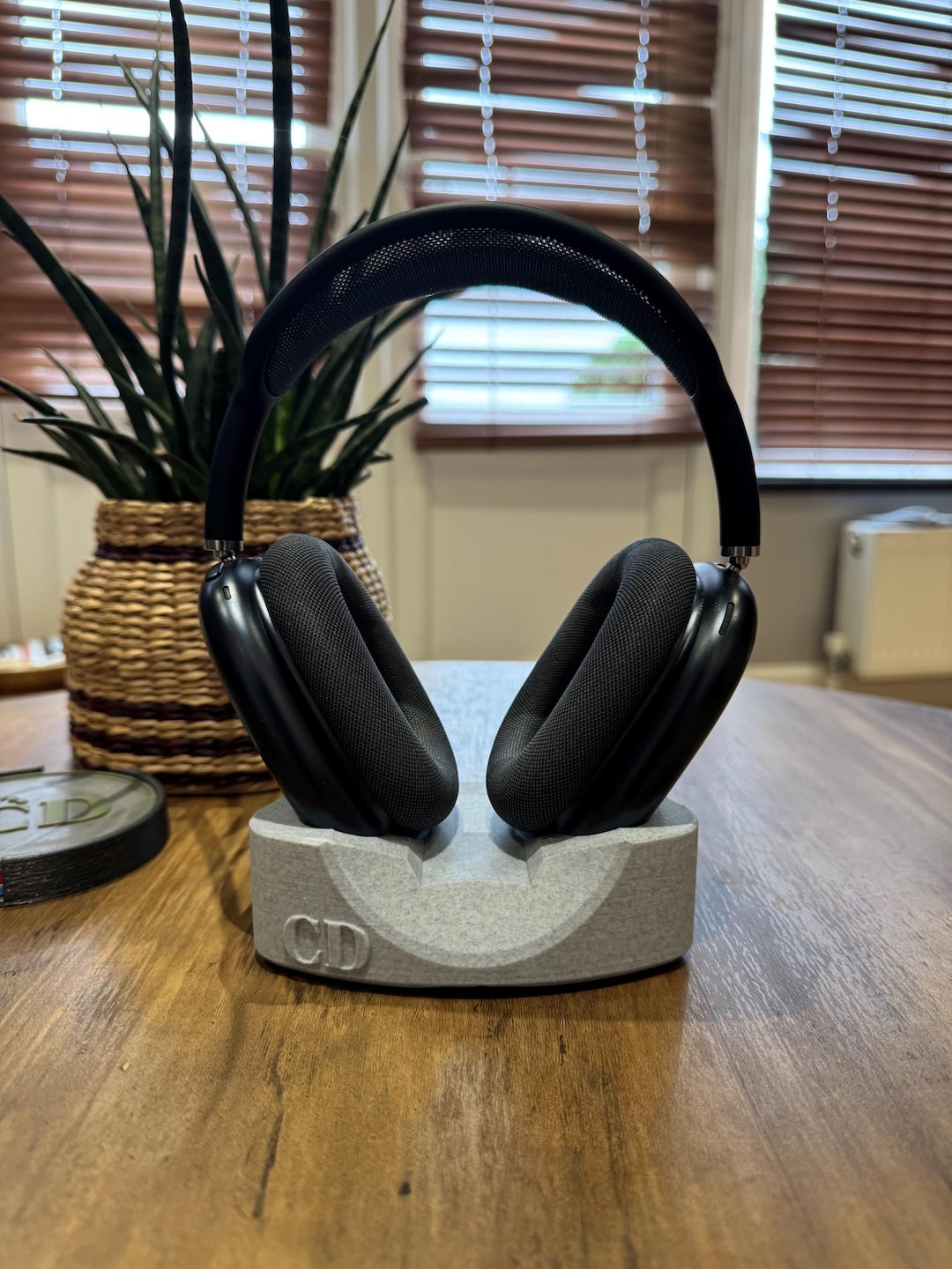 AirPod Max Deep Sleep Activated Dock and Stand - USB C & Lightning - Etsy