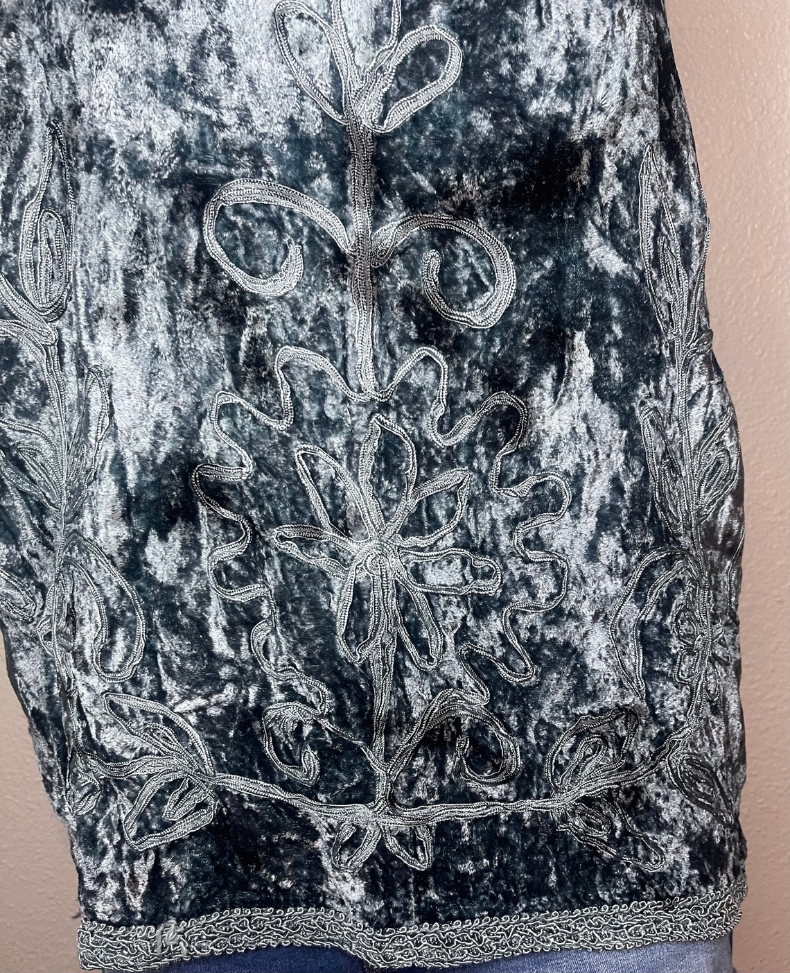 Green Crushed Velvet Top With Embroidered Design. Womens “free Size ...