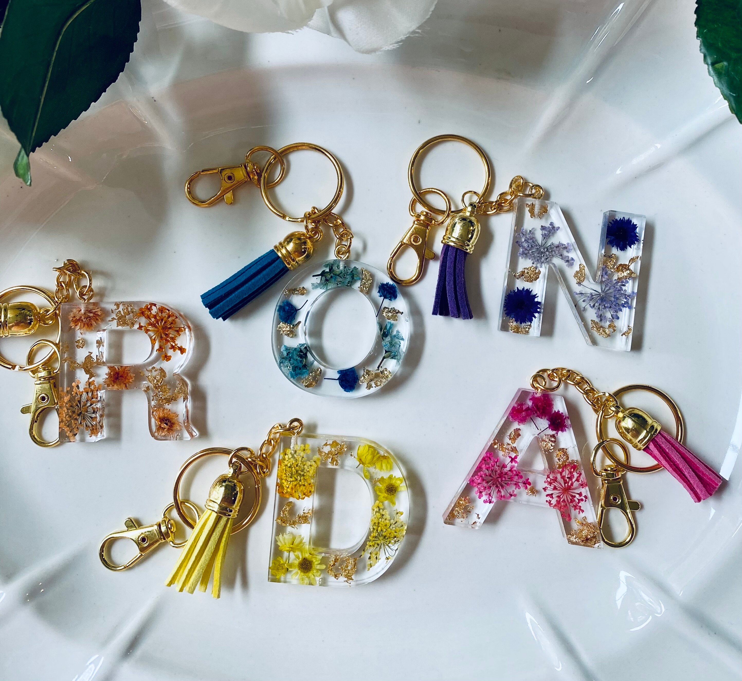 Handmade Flower Resin Letter Keychain Flower Keychain - Etsy