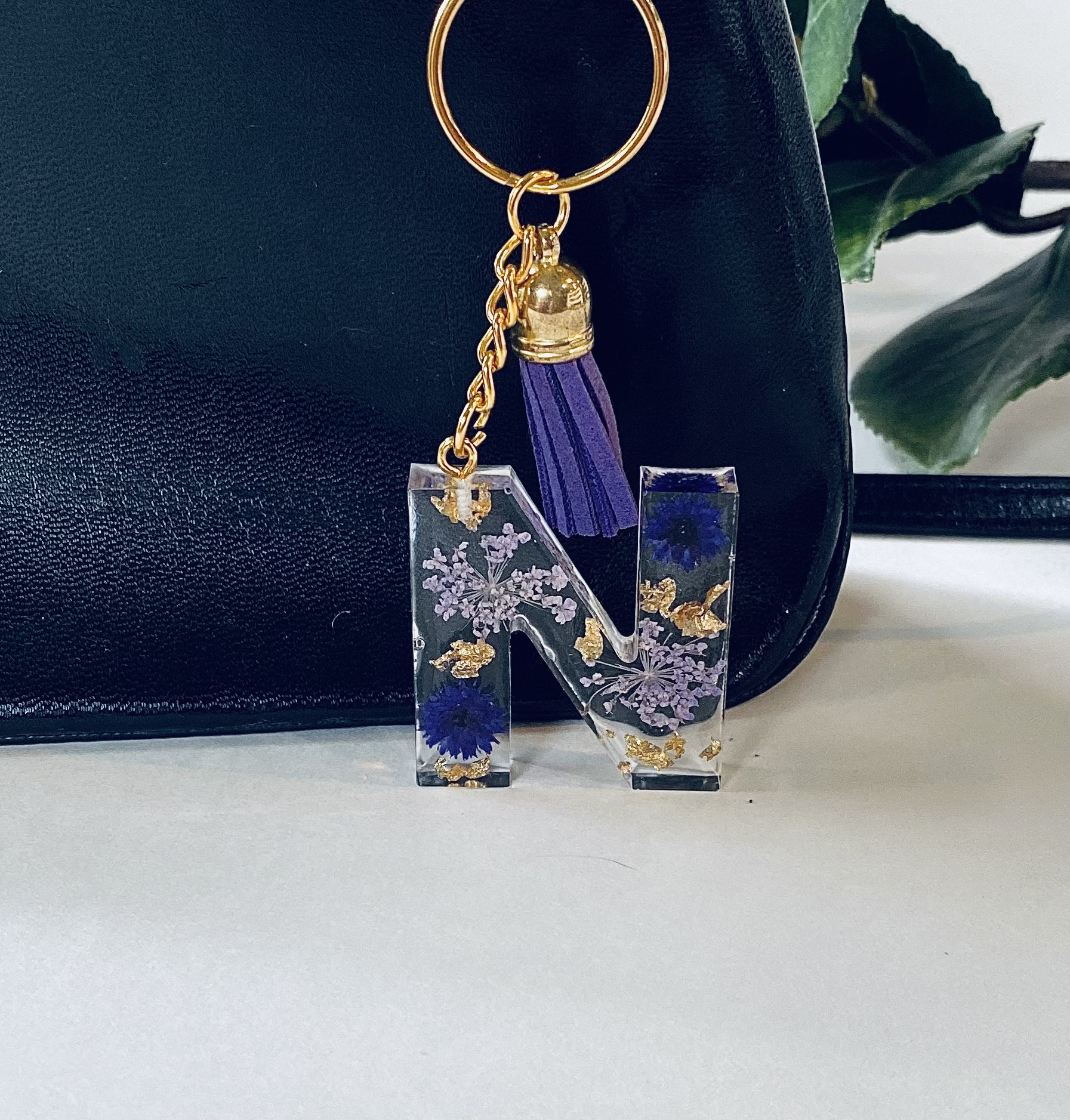 Handmade Flower Resin Letter Keychain Flower Keychain - Etsy