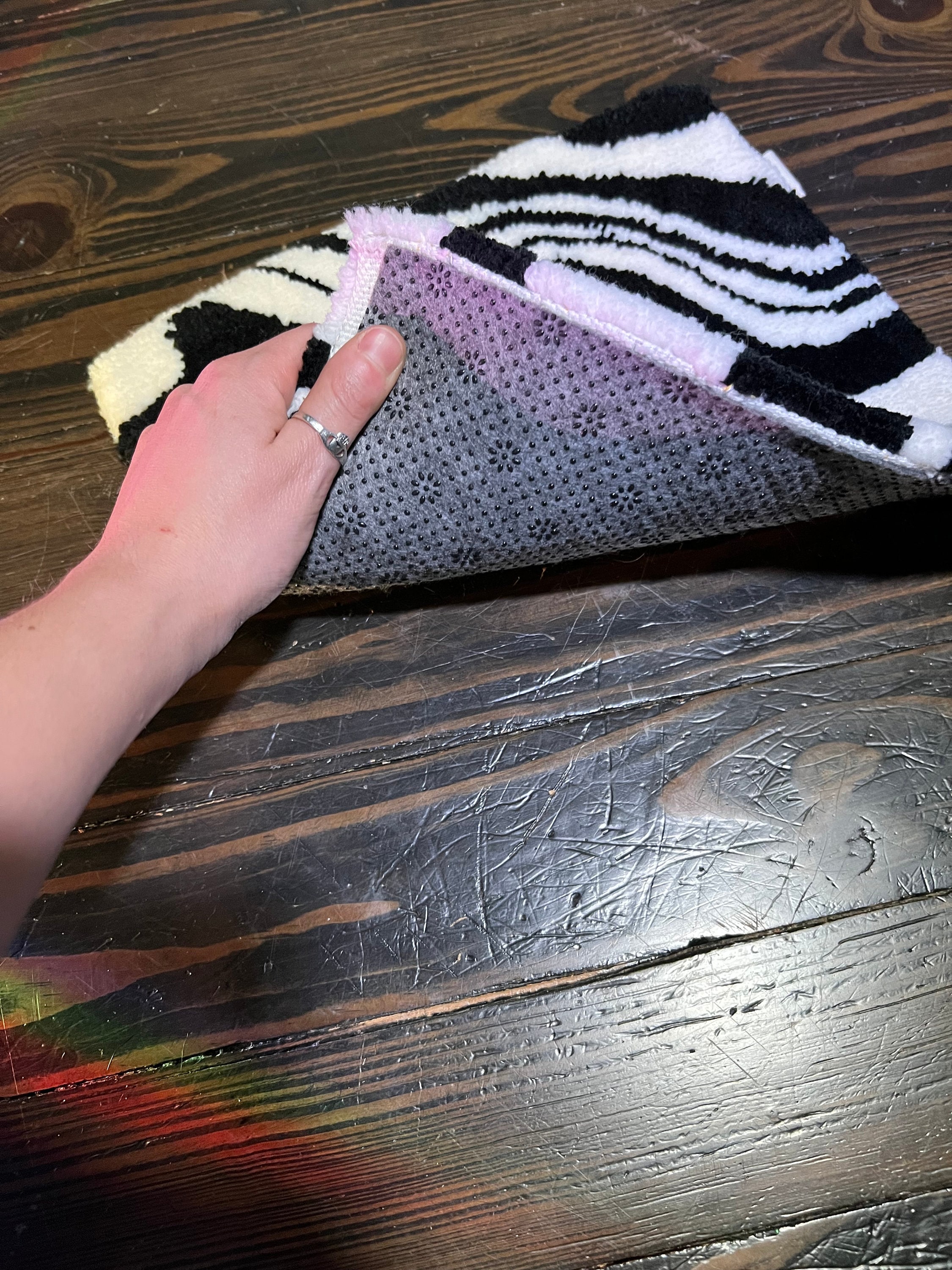 Line Distortion Design Tufted Rug. Handmade - Etsy