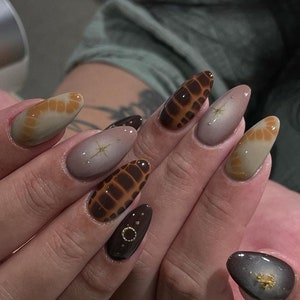 Tortoise Shell Print Nails / Hand Painted Nail /custom Press on Nails ...
