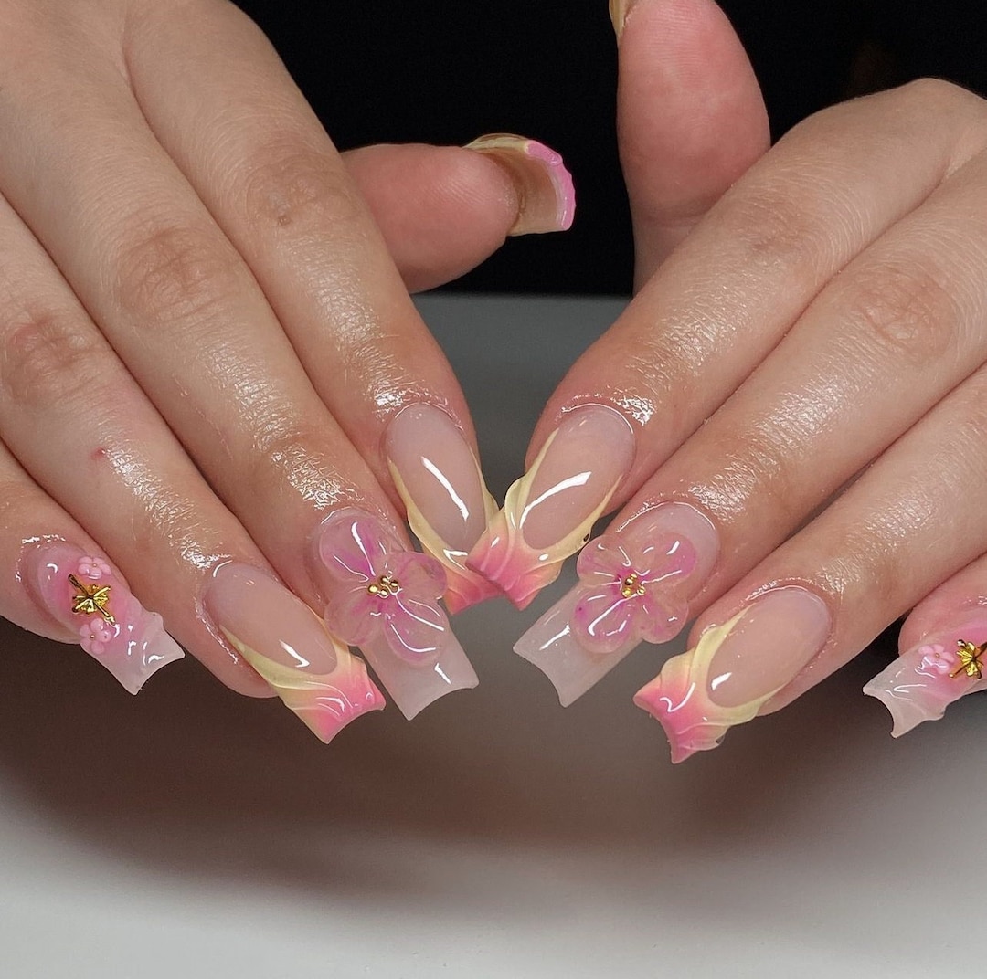 3D Flower French Press on Nails: Handmade Faux Acrylic Gel Nails - Etsy UK
