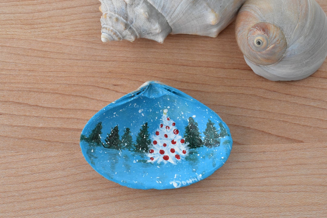 Hand Painted White Christmas Tree on Small Clam Shell - Etsy