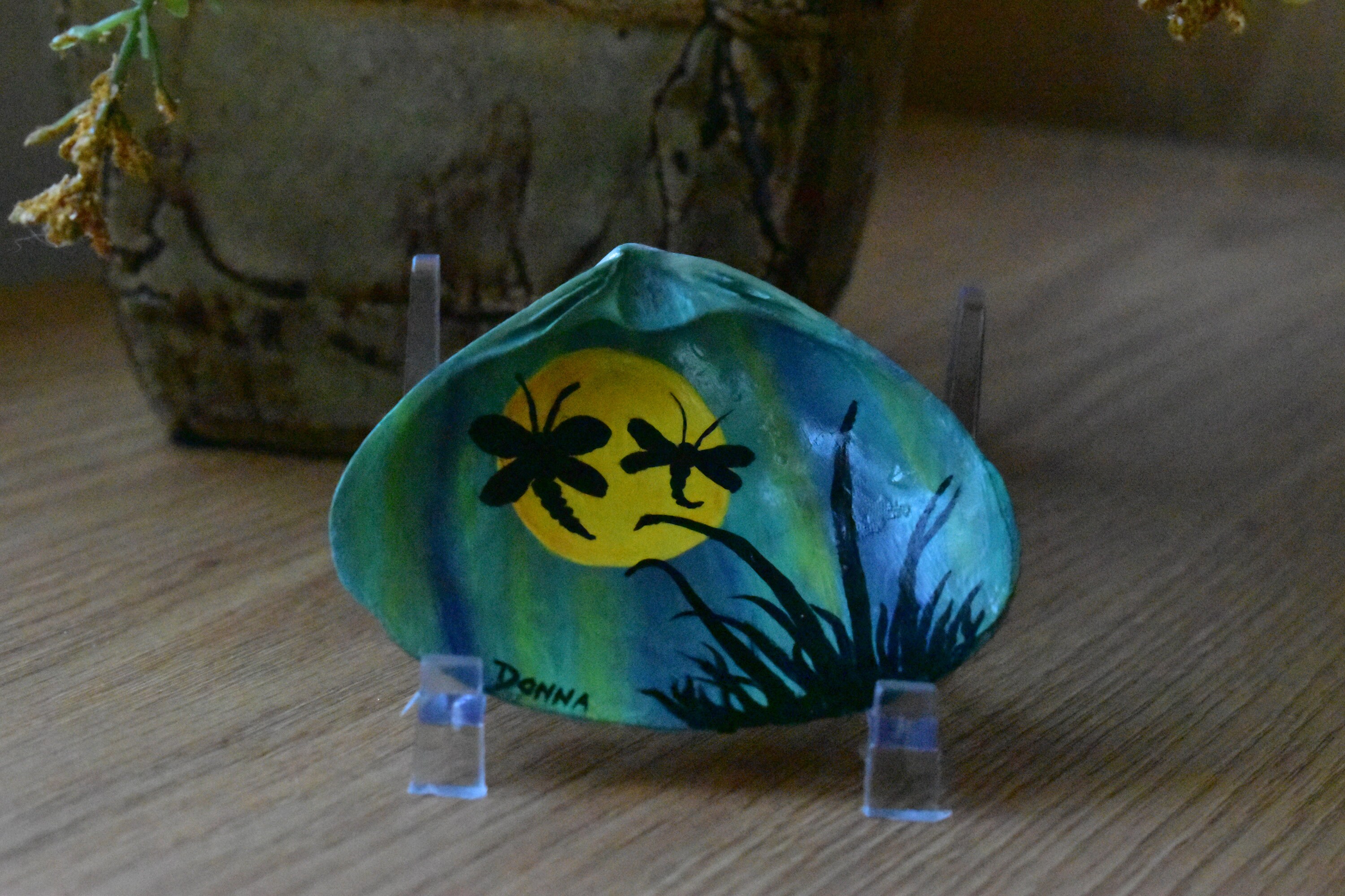 Hand Painted Dragonflies on a Clam Shell - Etsy