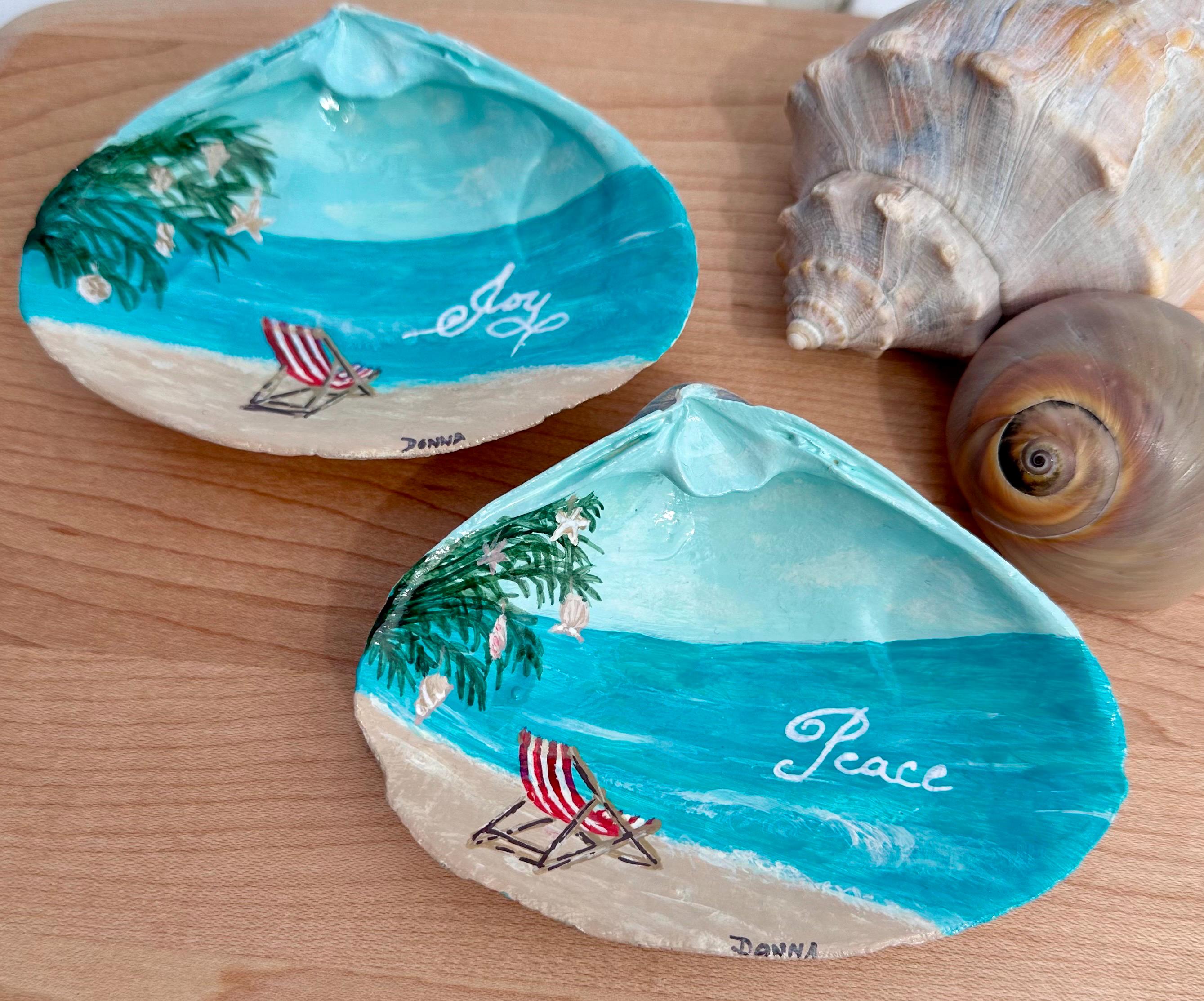Hand Painted Christmas Beach Scene on Clam Shell - Etsy