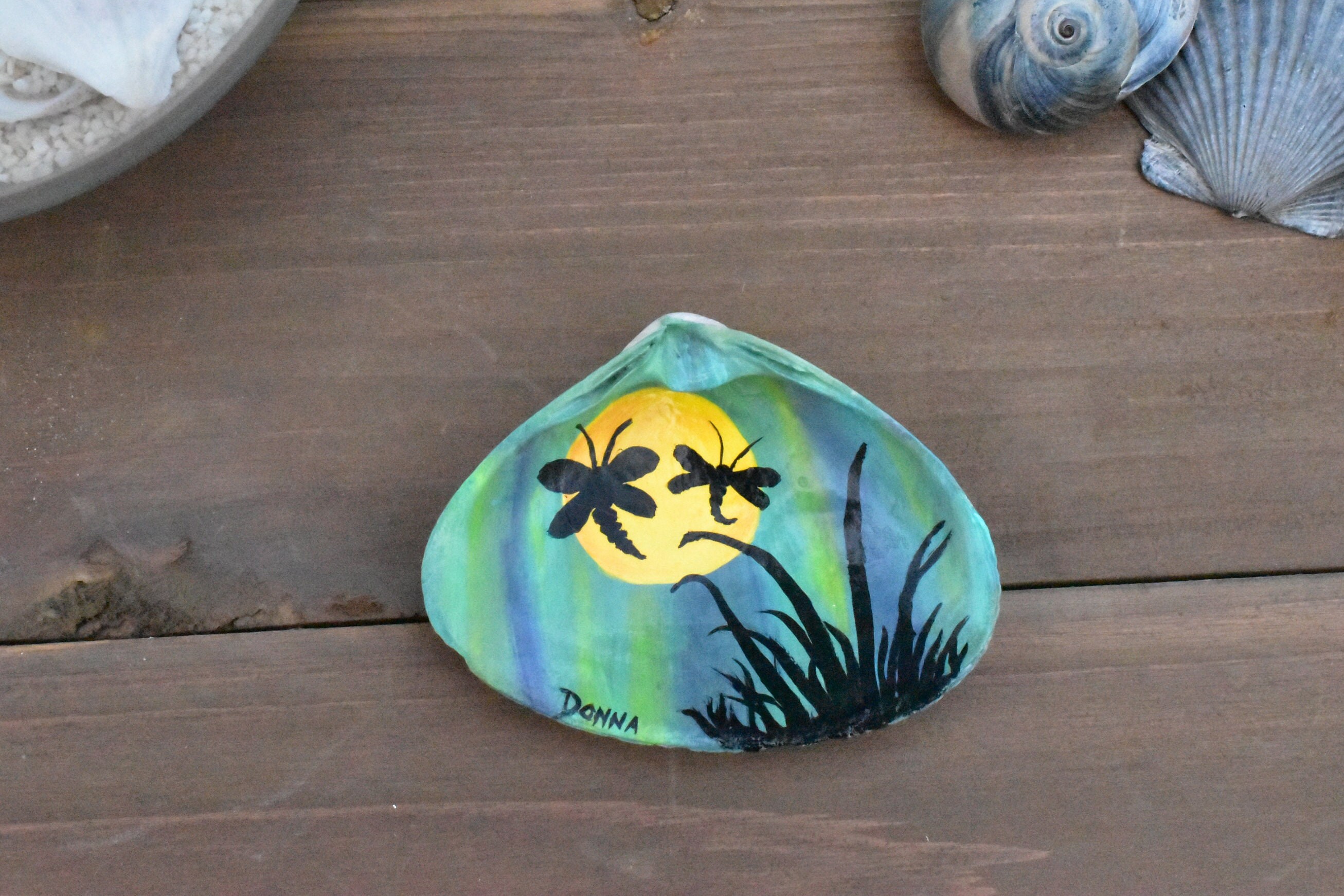 Hand Painted Dragonflies on a Clam Shell - Etsy