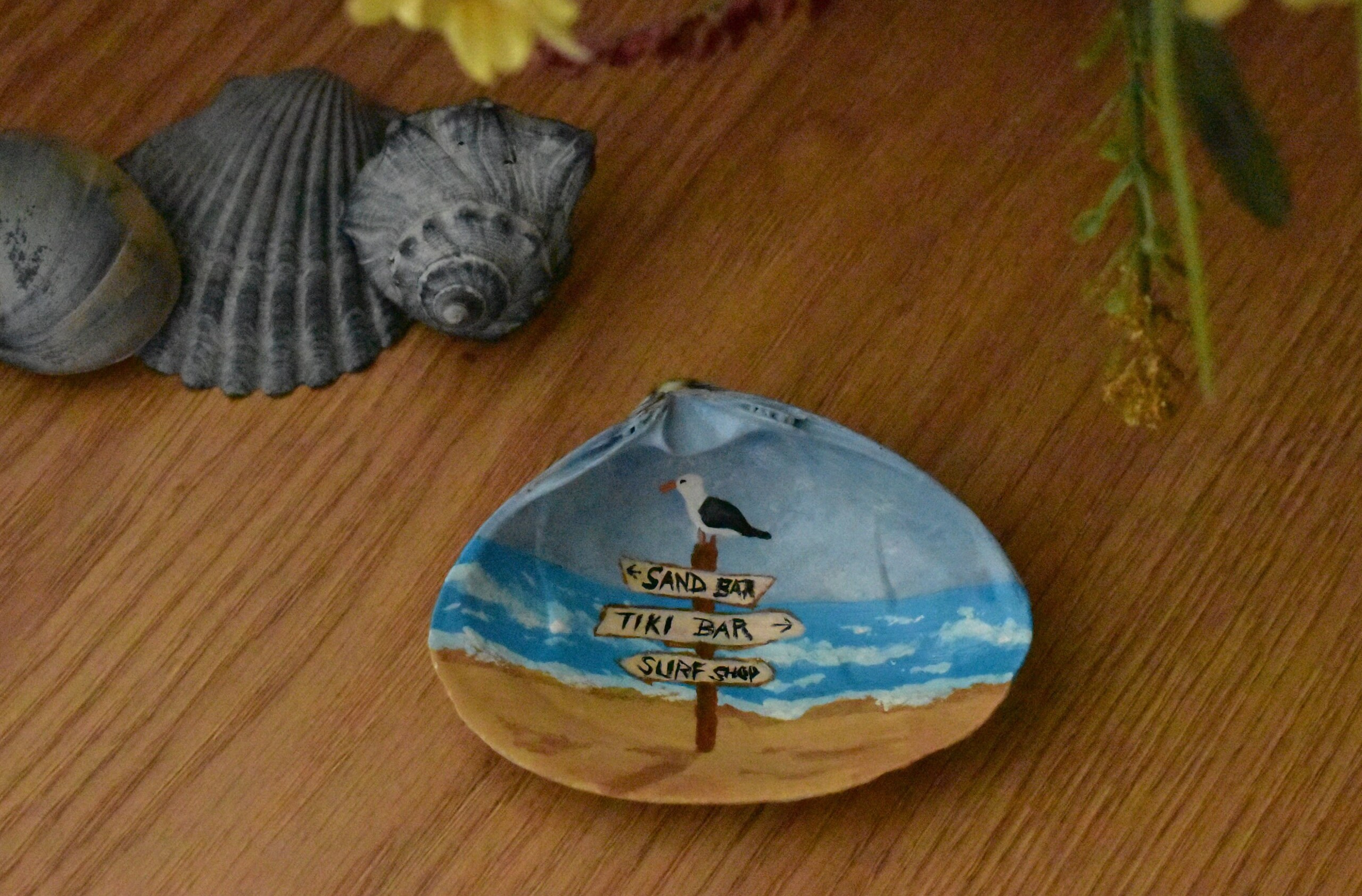 Hand Painted Beach Sign With Seagull on Clam Shell - Etsy