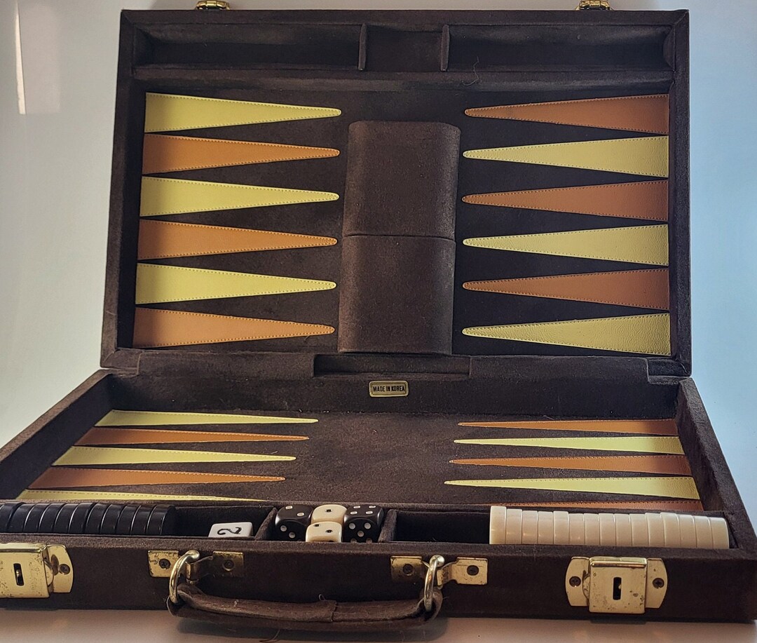 Vintage Backgammon Briefcase Set. Brown, Tan, White. Suede. Like New ...