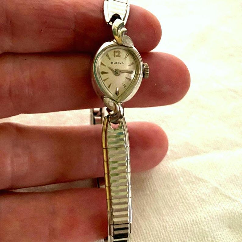 Working Vintage Bulova Watch Silver Expansion Band Engraved Back ...