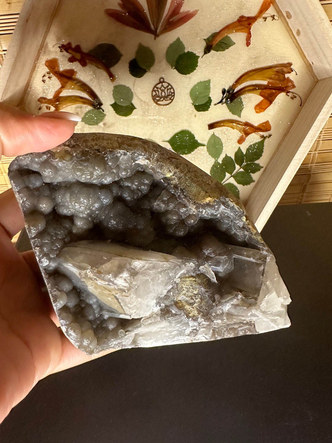 UV Reactive Fluorescent Volcano Agate Specimen - Etsy