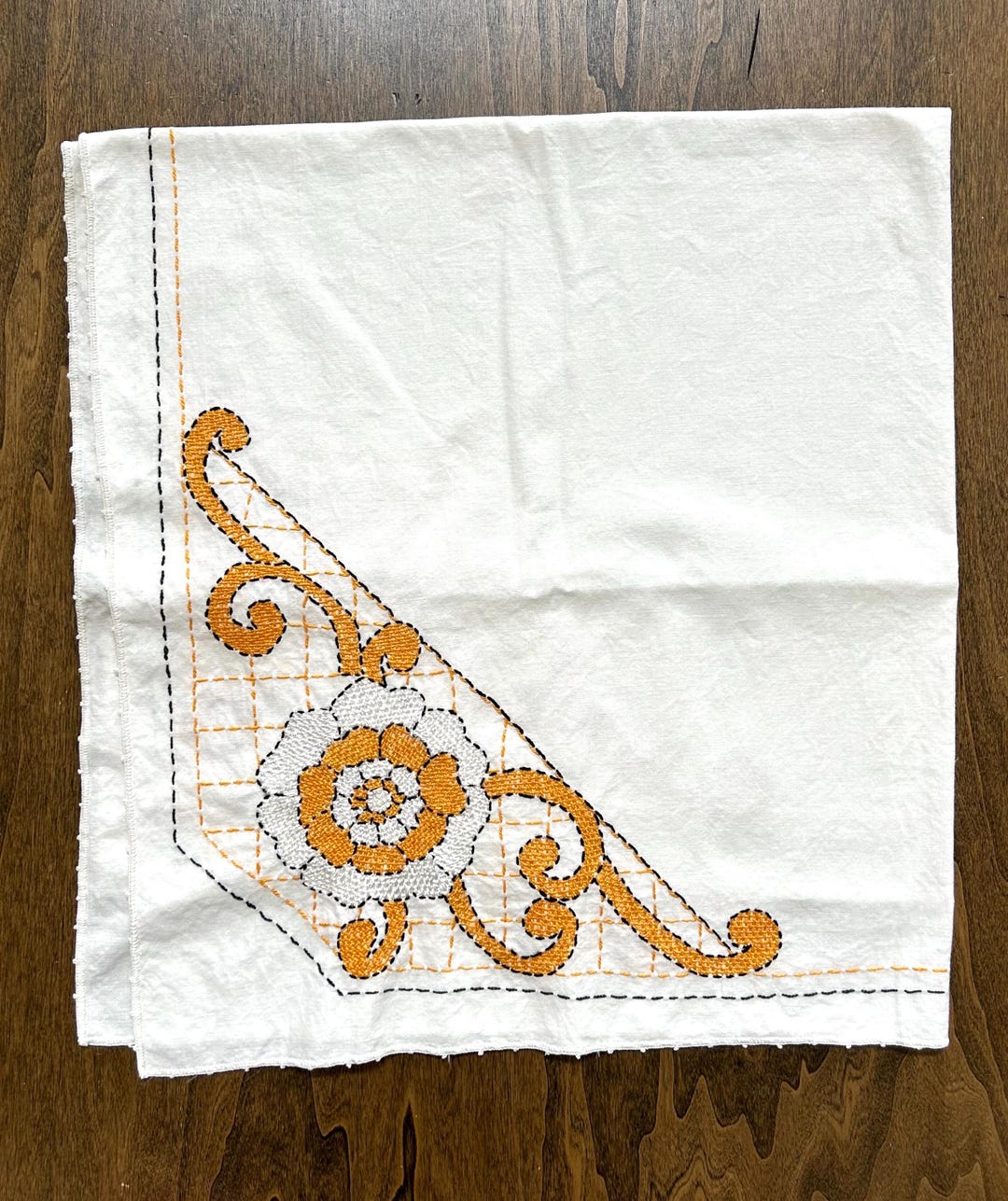 Vintage Embroidered Groovy 1970s Orange and White Scandinavian Table Linen 20.5 Square Floral ...