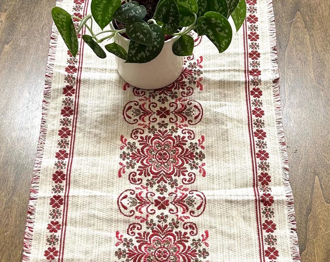 Vintage Traditional Red and Ivory Baumwolle Austrian Table Runner ...