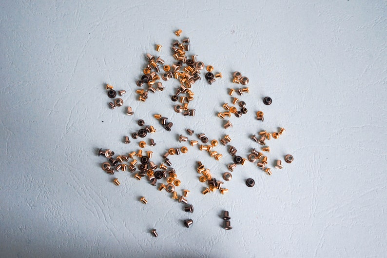 30 Pcs 1.5mm 2mm 2.5mm (inner Diameter) Small Tiny Eyelets, 4 Colors ...