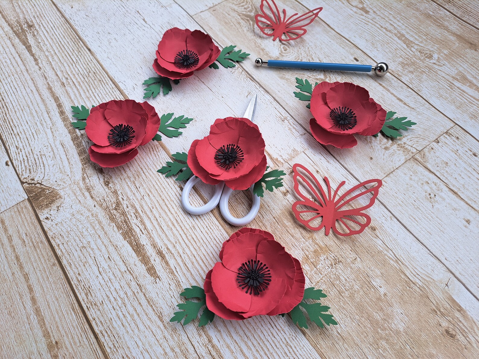 Handmade Paper Poppy Set: Nursery Wall Decor, Table Decoration - Etsy