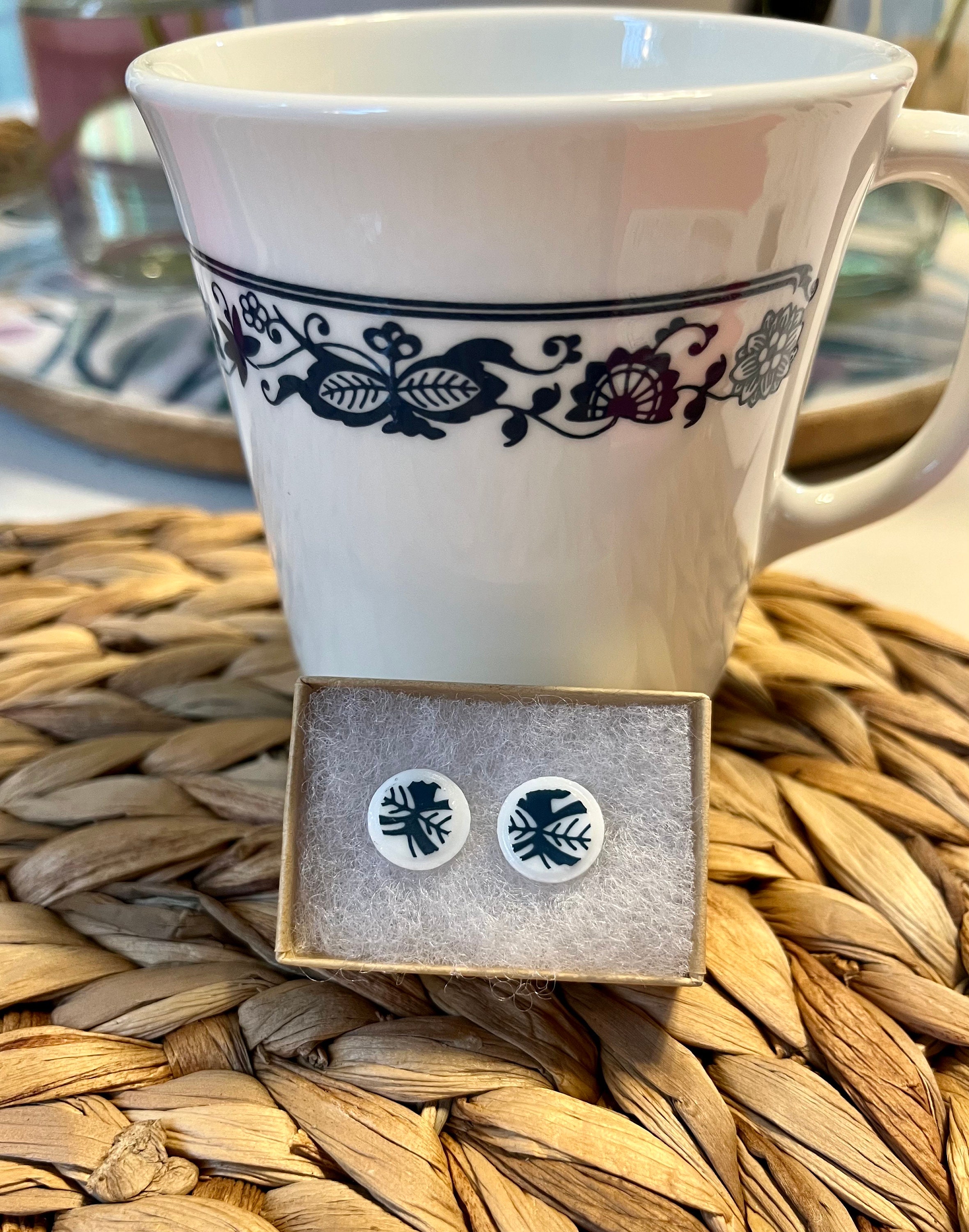 Corelle Old Town Blue Broken Plate Earrings - Etsy