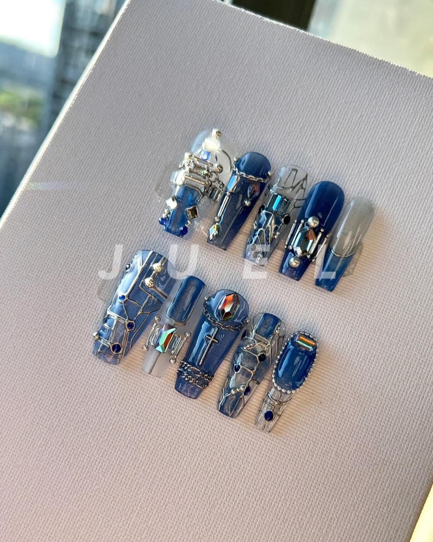 Cyberpunk Themed Press on Luxury Nail, crystal Heart of Knight ...