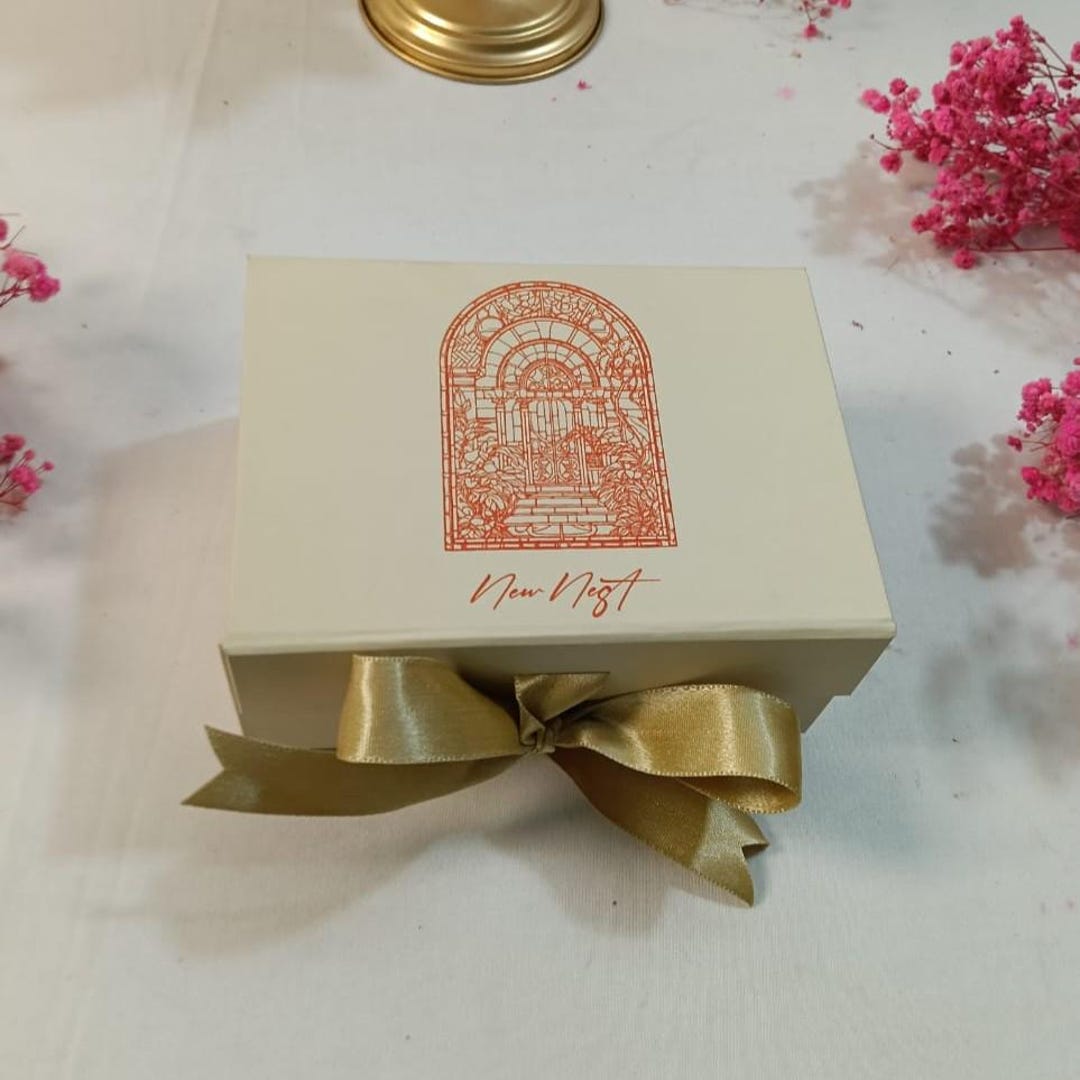 Foldable Gifting Box | 7x5x3 | Bleech Color | Rigid Box | Corporated ...