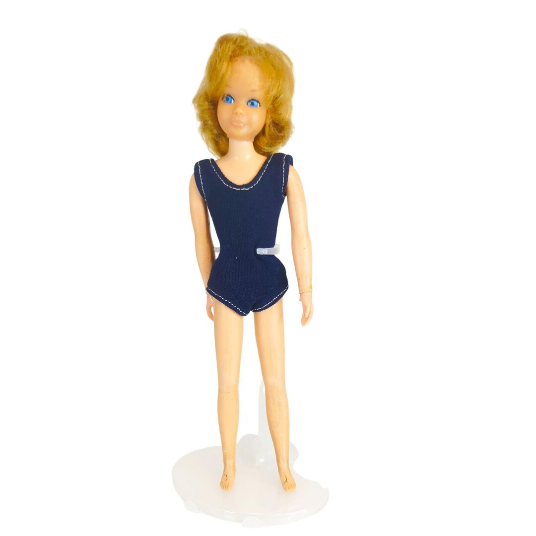 Vintage 1972 1973 Barbie Skipper Pose N Play Doll in Dusty Navy ...