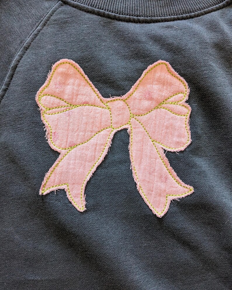 Bow Applique 13 X 13 Cm Embroidery File Instant Download To Embellish