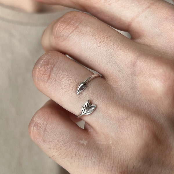 Arrow Ring - Etsy