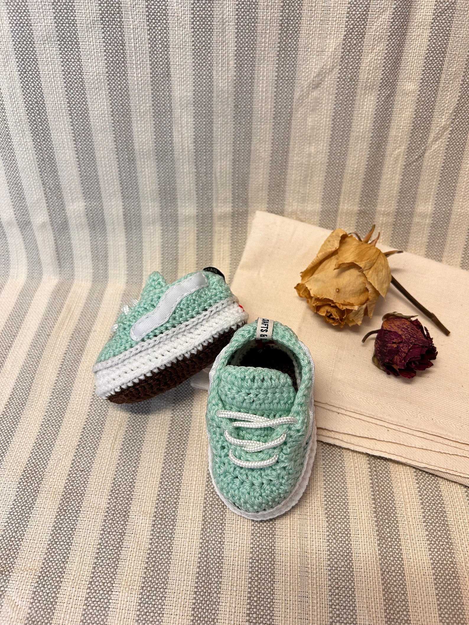 DIY Baby Shoes Crochet Pattern PDF // Size Customizable // Vans ...
