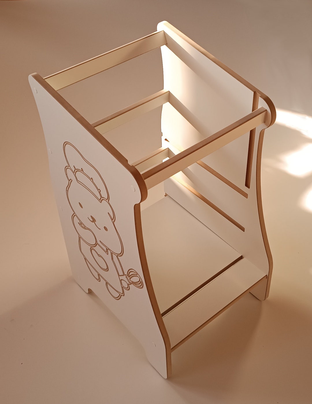 Kitchen Helper a Kitchen Helper, a Platform for Children of All Ages ...