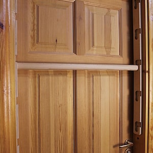 Wooden Pull-up Bar in the Doorway, in the Door Frame, Non-spreading 5 ...