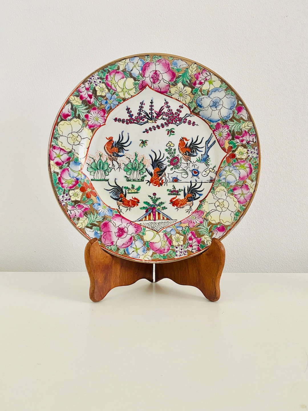 Large Vintage Chinese Porcelain Plate ‘guangcai’ Decorated With Flowers ...