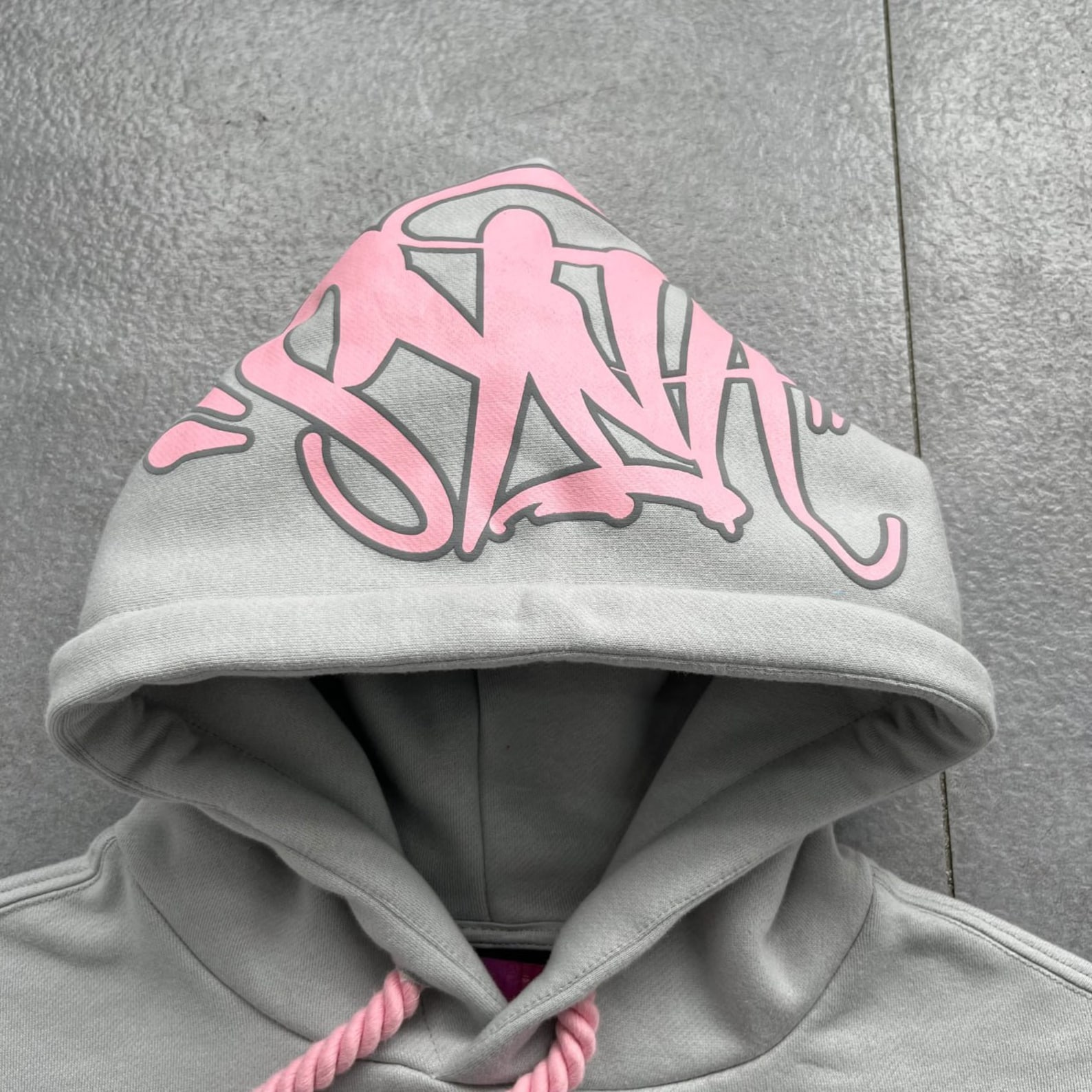 SYNAWORLD Syna Logo Tracksuit Grey-pink Set - Etsy