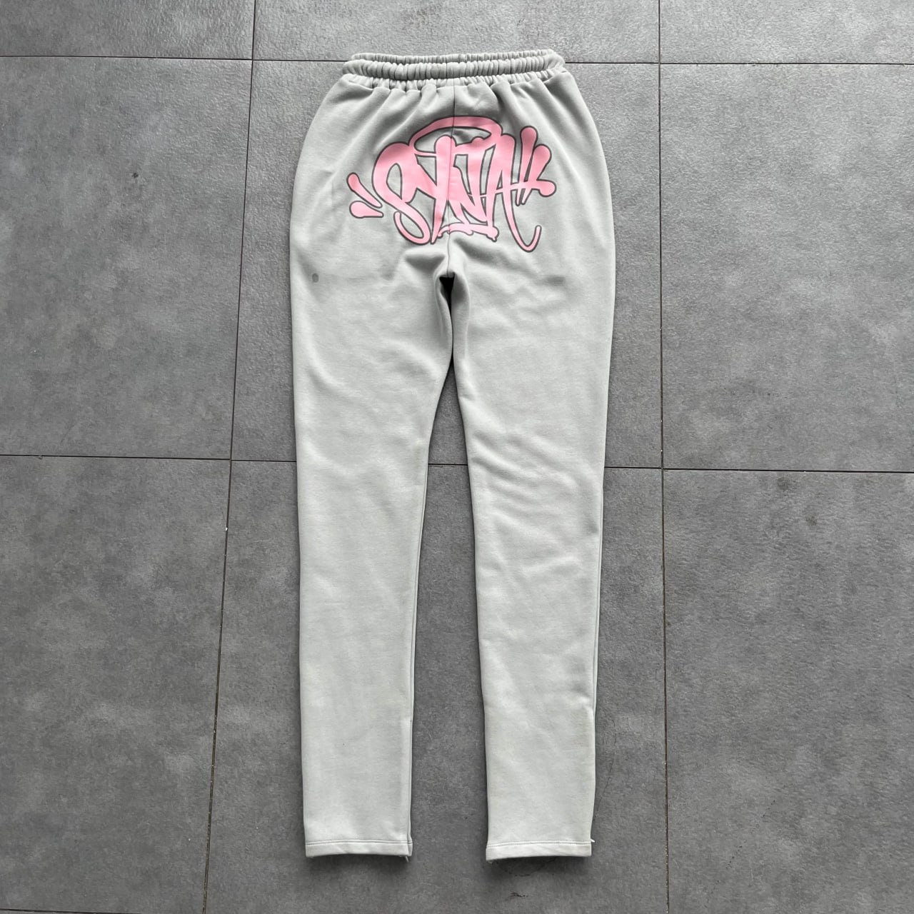 SYNAWORLD Syna Logo Tracksuit Grey-pink Set - Etsy