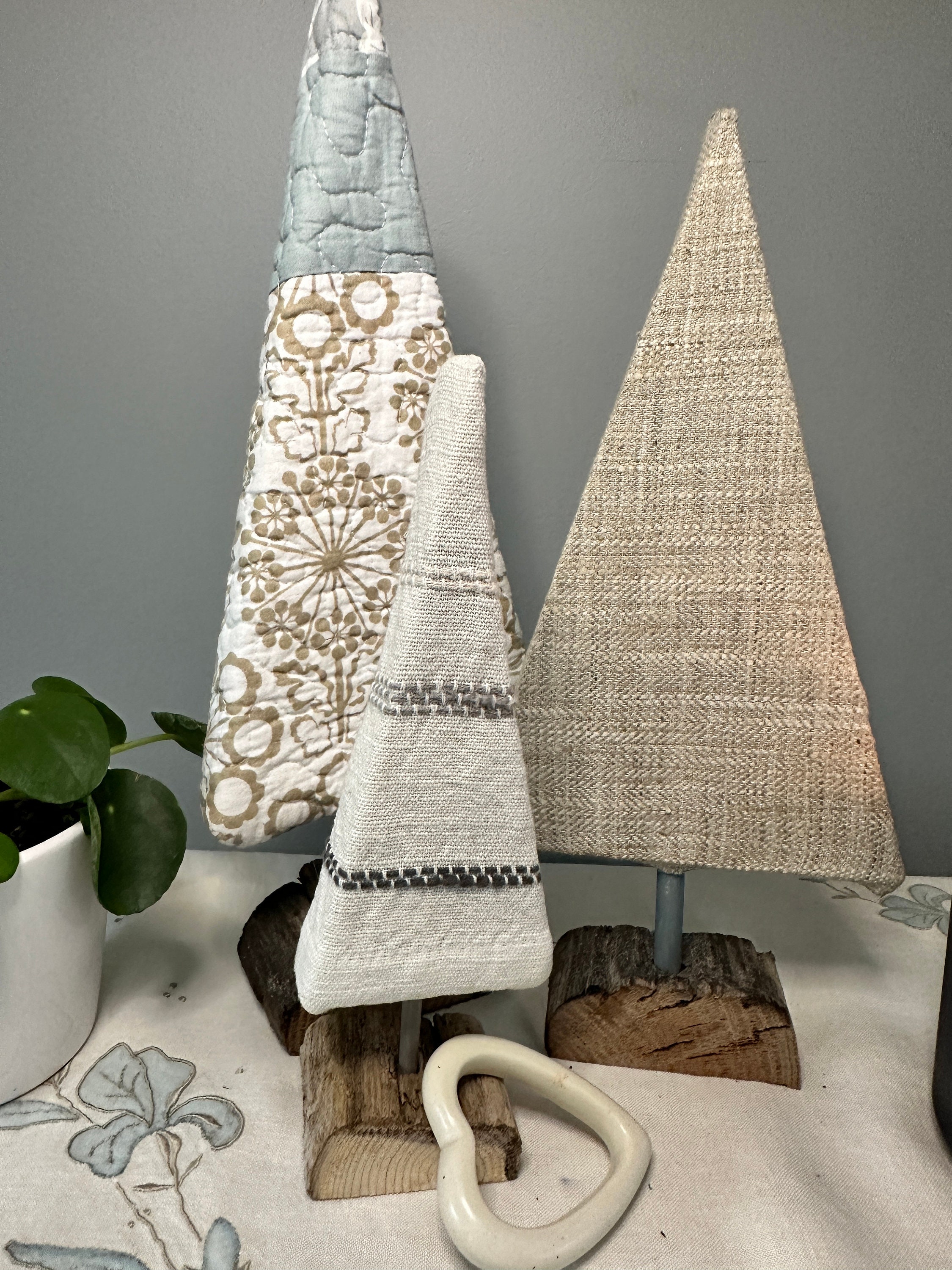 Modern Farmhouse, Fabric Trees, Farmhouse Christmas Tree, Modern Mantle ...
