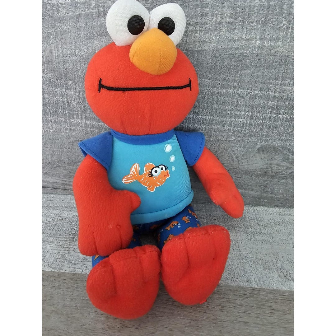 Sesame Street Plush Sleepy Time Elmo so Sleepy Lullaby & Goodnight ...