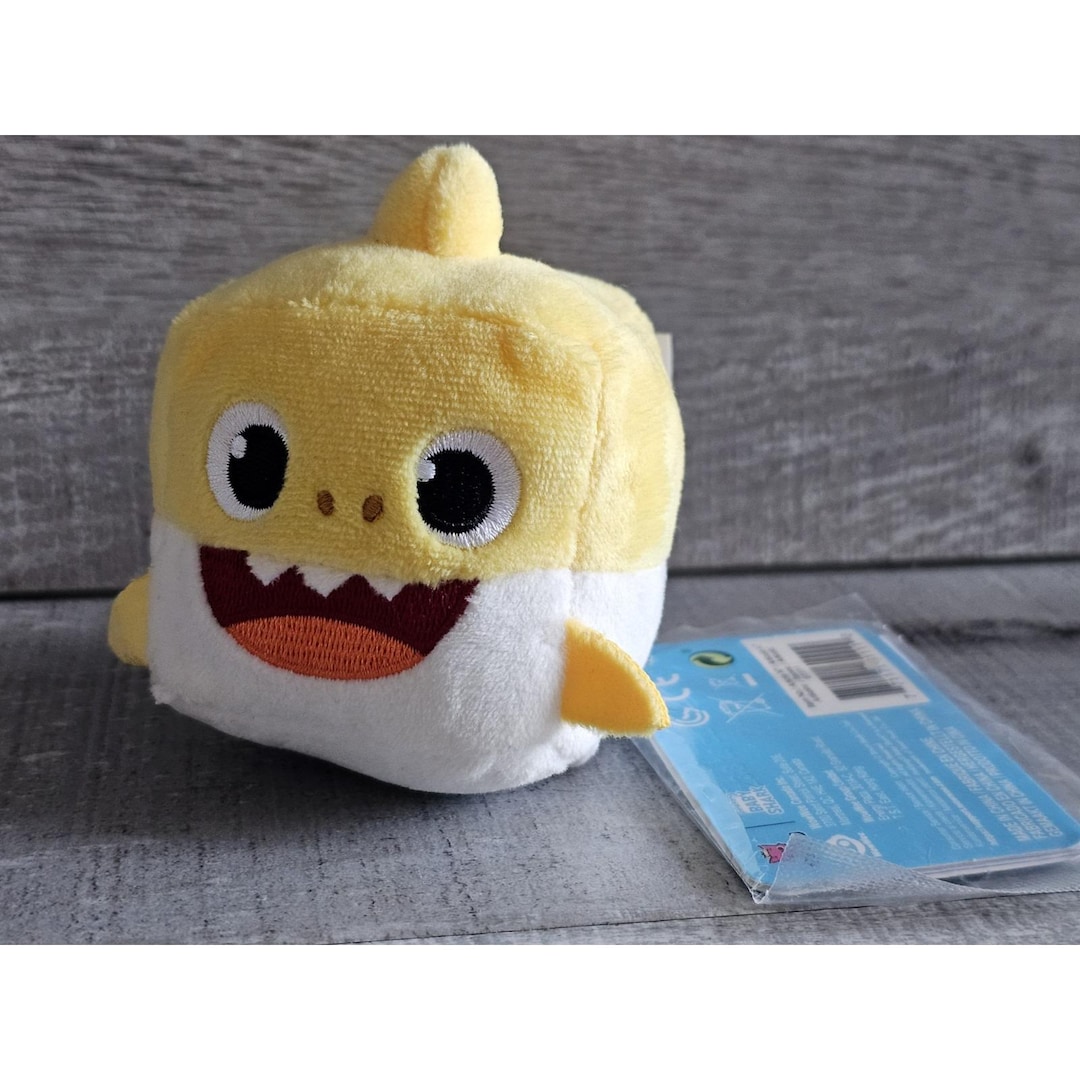 Wowwee Pinkfong Baby Shark Official Song Cube - Baby Shark - Yellow ...