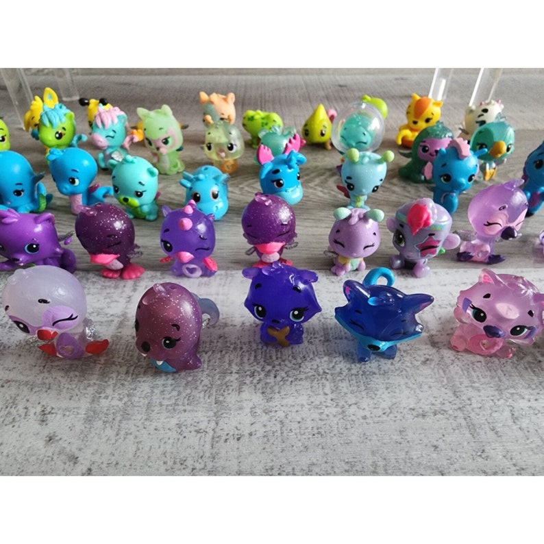 Large Lot HATCHIMALS Colleggtibles Mini Figures 72 Pcs Glitter Silver ...