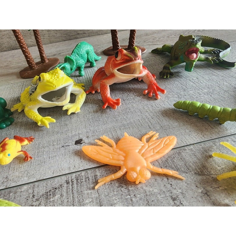 Snakes Frogs Lizards 19 Toy Lot Plastic Rubber Amphibians - Etsy
