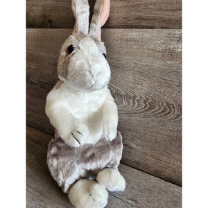Carl the Rabbit Blockbuster 2002 Beverly Hills Teddy Bear Company ...